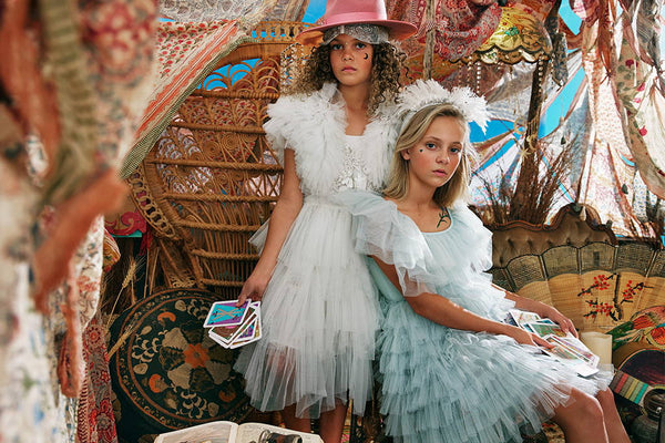 Fields of Gold – Tutu Du Monde